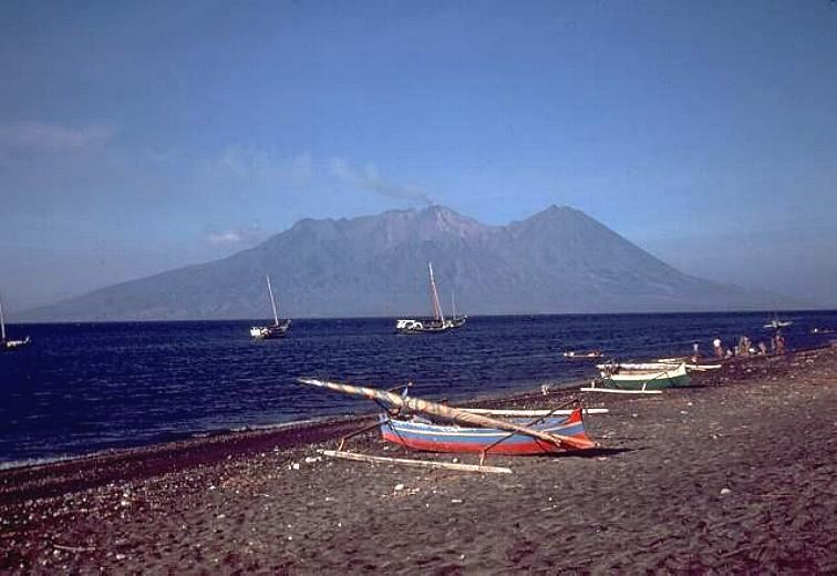 Sangeang Api Volcano Explosive Eruption | Verbalists Education ...